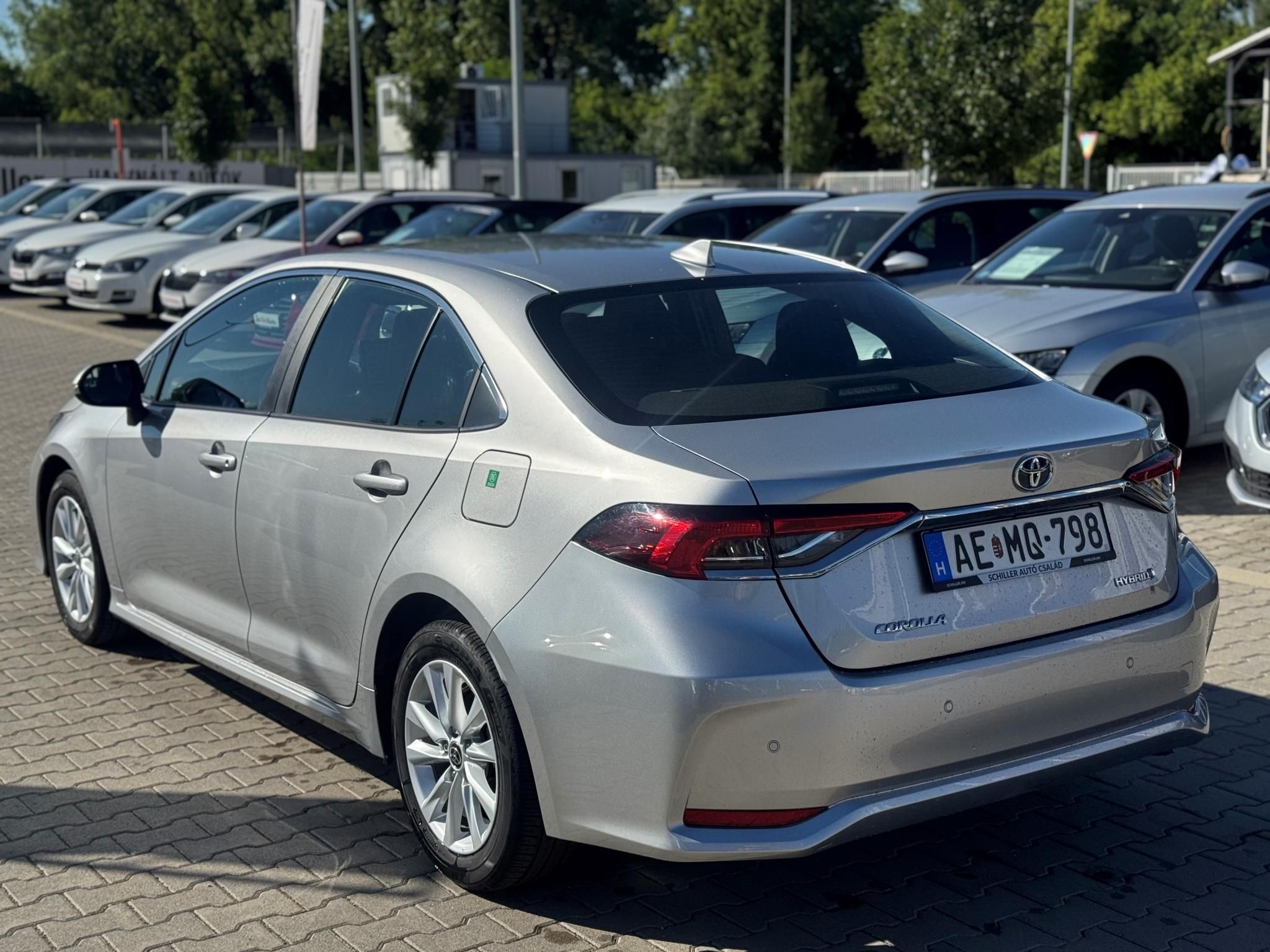 Használt TOYOTA COROLLA Sedan 1.8 Hybrid Comfort Tech e-CVT ÁFÁS ...