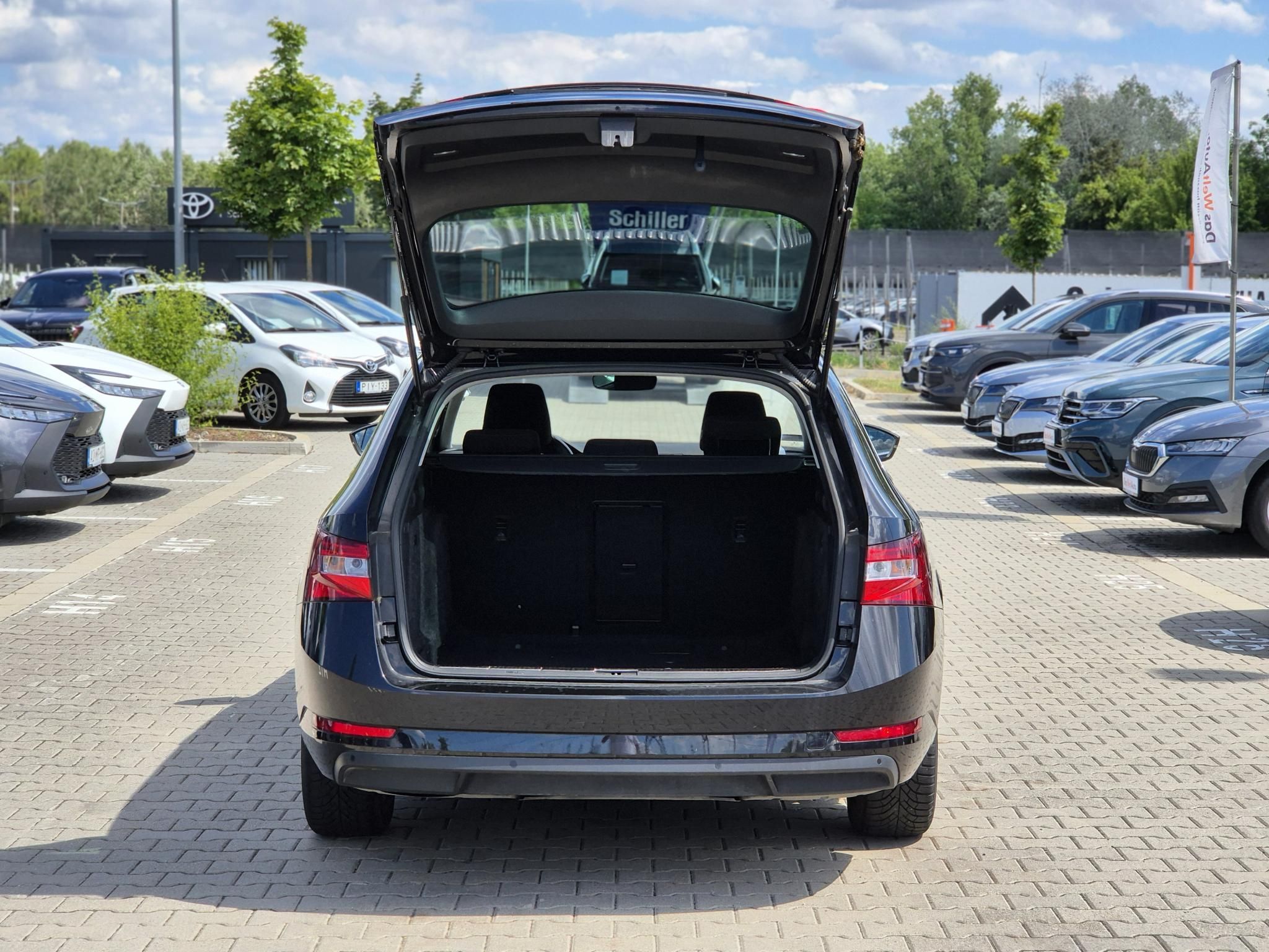 Használt SKODA SUPERB Combi 2.0 TDI SCR Ambition DSG ÁFÁS!MAGYARORSZÁGI ...